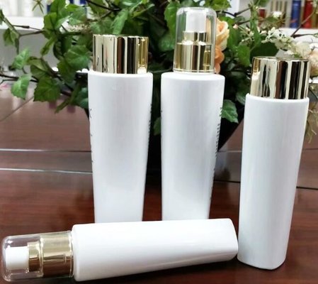100ml 150ml 200mlの独特で白いペット プラスチック スプレーは専門のパッキングをびん詰めにします
