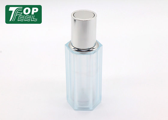 液体の化粧品の点滴器は物質的な六角形30ml容量環境友好的なPPをびん詰めにします