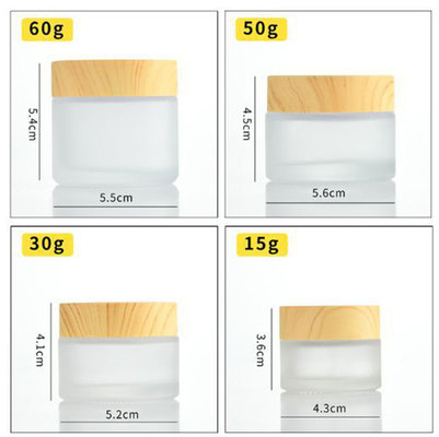 ISO SGS 60g 80gは木製の穀物のふたによってガラス化粧品の瓶を曇らした