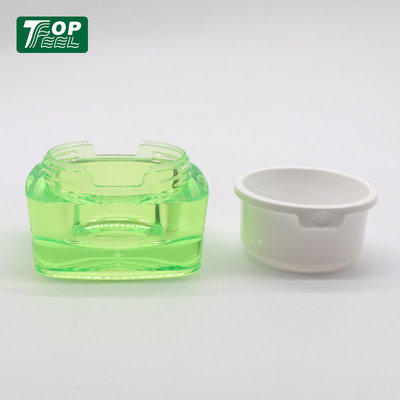 詰め替え式PP PCR 50gのプラスチック顔のクリーム色の瓶のアクリルのコップ