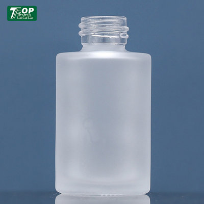 精油のABS平らな肩は点滴器のびん30mlを曇らした