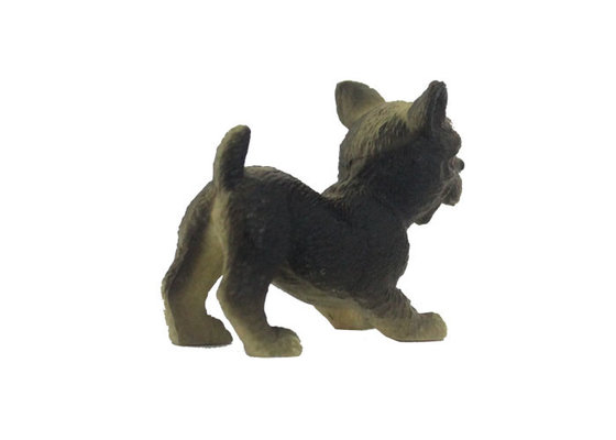 Giocattoli di plastica neri sicuri del cane, giocattoli della figurina del cane dell'animale da allevamento per il gioco dei bambini