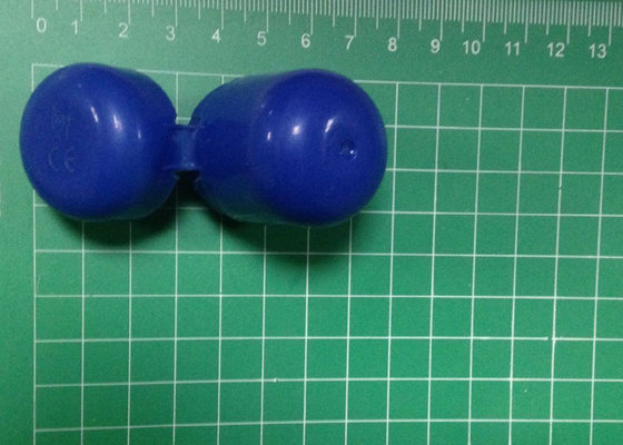 il giocattolo di plastica blu sveglio di 3.5x4.5 cm incapsula il genere per di uovo di cioccolato con il giunto