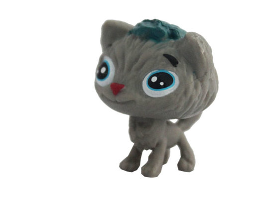 I giocattoli miniatura di plastica grigi amichevoli di Eco, dimagriscono 2,5" figure di plastica del gatto della capsula