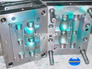 Plastic injection mold for injection of plastic material knee cap