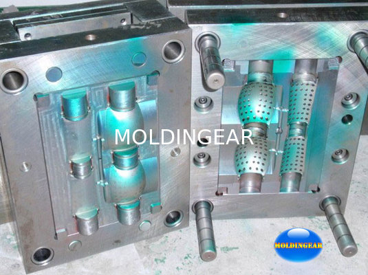 Plastic injection mold for injection of plastic material knee cap