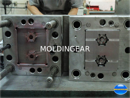 OEM manufacture high-precision plastic gears mould according to your drawings or samples