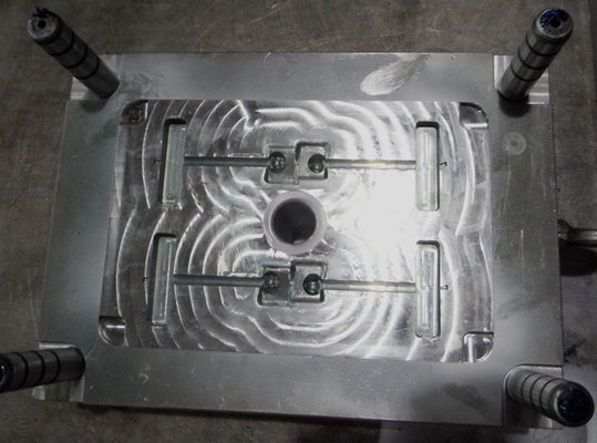ADC12 Zine Edge Gate Die Cast Mold Makers SKD61 Steel HASCO Mold Base
