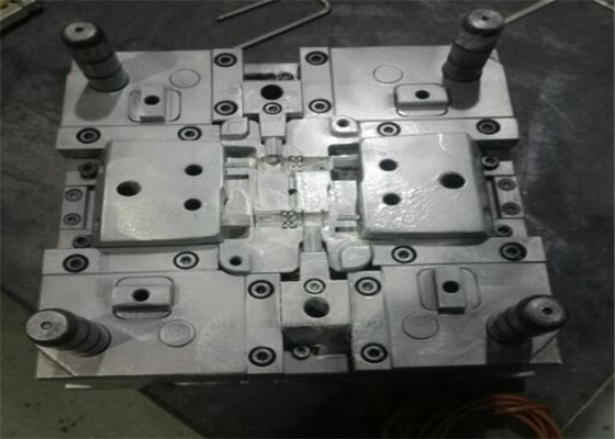 Insert Moulding Medical Injection Molding For PP Snap On Dial Stem H13 Slide Steel