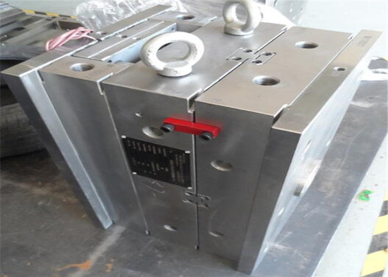 1.2344 Hardened Plastic Injection Tooling For TPV Bottom Trim Long Mold Life