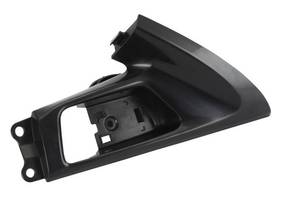 P20HH Precision Hot Runner Injection Molding In Automotive Industry Car Lamp Housing