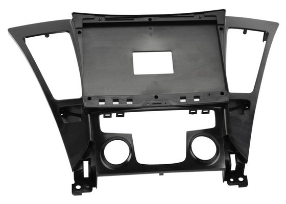 DIN 1.2738 Incoe Hot Runner Injection Molding Auto Parts Car Center Stack Central