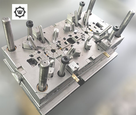 Super Complicated GS738H Plastic Mold Components For PP+10%GF T - Branch Pipe