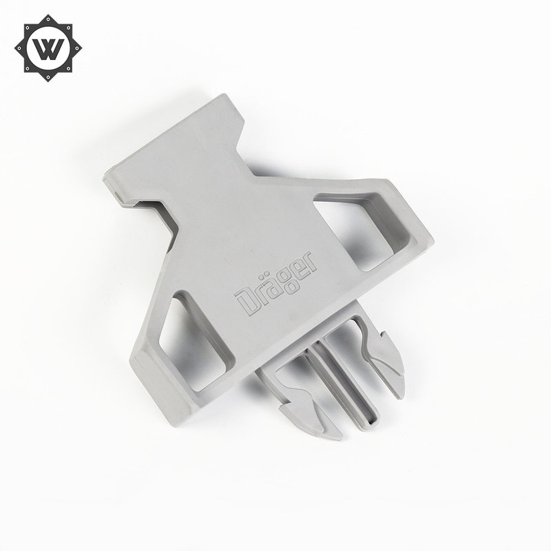 1*8 Cavity Insert Injection Molding Backpack Belt Buckle Parts Long Cycle Life