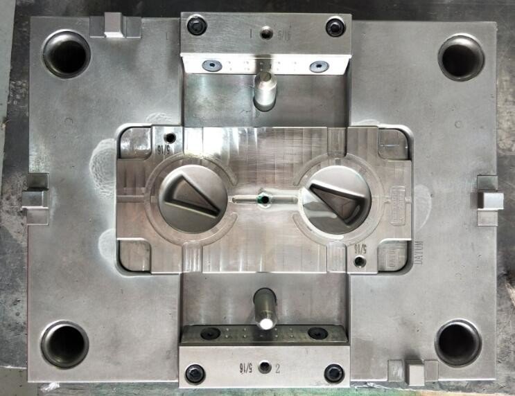 High Accuracy Plastic Injection Mold Tooling For POM Knob 300000 Cycles / Shots
