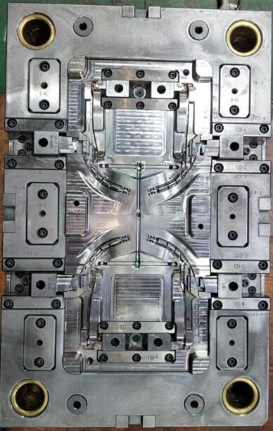 H13  Precision Hot Runner Mould For Plastic Injection 46 Seconds Cycle Time