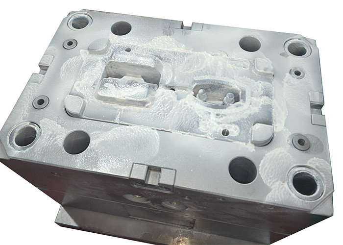 Cold Runner Edge Gate Plastic Injection Mold Tooling For TPU Housing Spacer
