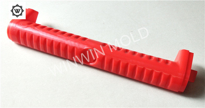 Annual Volume Multi Cavity Injection Molding 1.016 Shrinkage Rate For Toy