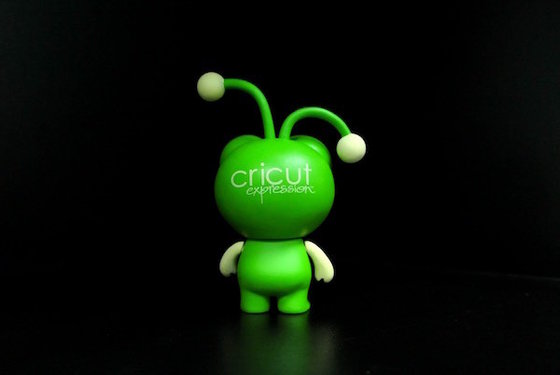 Cricket Insect Plastic Toy Figures Movable Arm With Two Big Eyes 6.5*7*2.4cm supplier