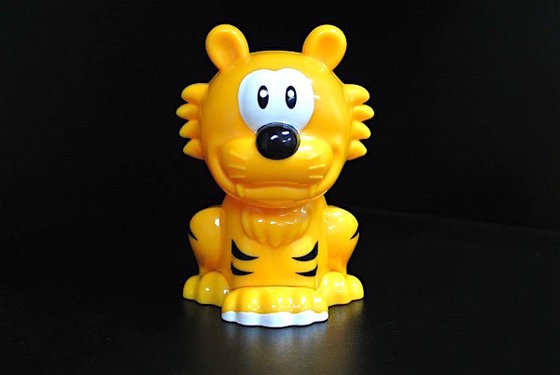 An Yellow Tiger Animal Pencil Sharpener , Toy Pencil Sharpener For School supplier