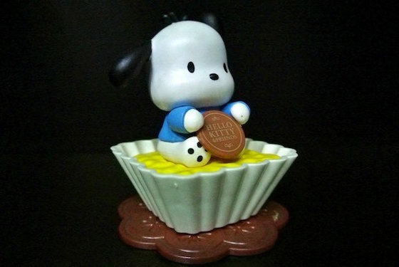 Pochacco Dog Custom Plastic Toys 2.5 Inch Height For Storage 8*7*7cm supplier