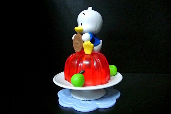 Multi Colors Custom Plastic Toys 85 Degree For Chocolate Candy Boxes supplier