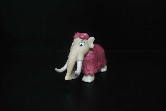 Mammoth Elephant Collectible Vinyl Toys With Long White Tooth 8*7*5cm supplier