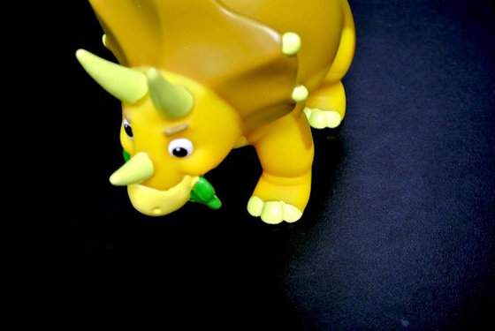 6 Inch Yellow Dinosaur Collectible Vinyl Toys 80 - 90 Degree For Kids Play supplier