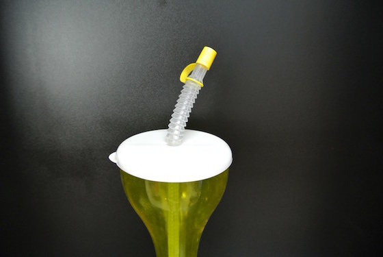 15 Inch  Yellow Cartoon Character Water Bottle 700ML Capacity With Long Straw supplier