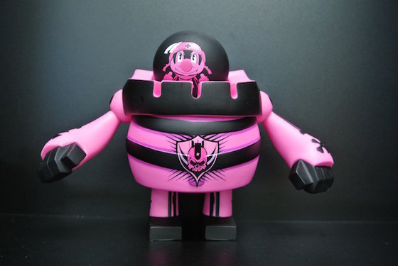 Customized Pink Black Coin Bank Toy Hands Movable 8 Inch For Home Decoration supplier