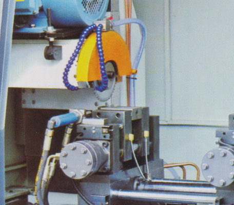 No Waste Metal Cutting Machine , Metal Circular Sawing Machine Full Featured Fuction Improves The Appearance
