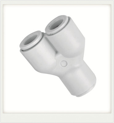 1 / 4 Inch Plastic Y Connector Water Hose Connector Non Toxic In Water Purification Systems