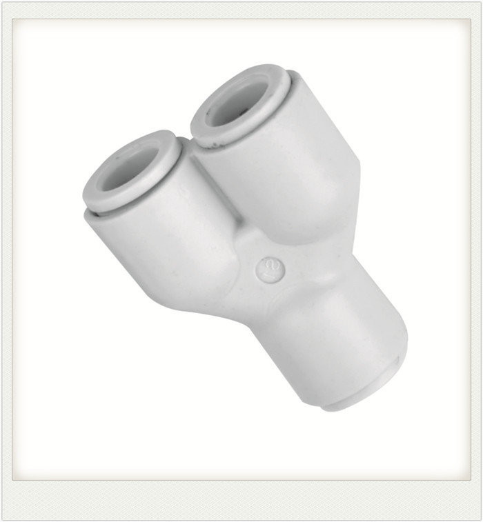 1 / 4 Inch Plastic Y Connector Water Hose Connector Non Toxic In Water Purification Systems