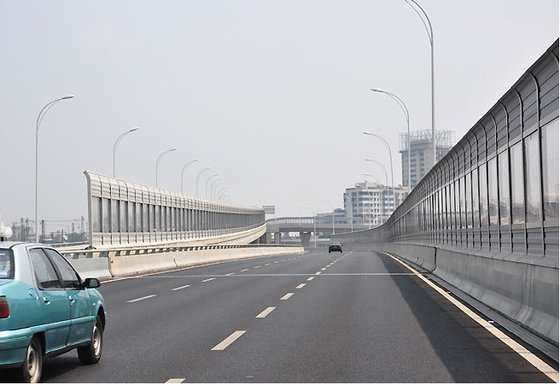 1.2 - 18mm 50 Micron UV - Protection Highway Sound Barrier Walls PC Hollow Sheet