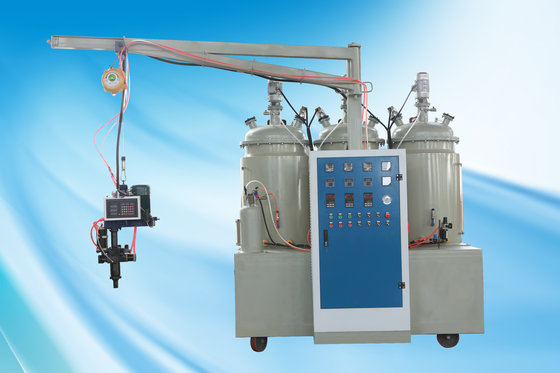 Low pressure polyurethane flexible foaming machine children toys making machine
