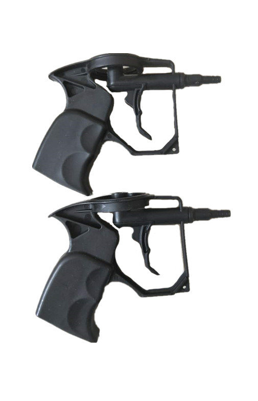 Durable PU Foam Spray Gun / Spray Foam Insulation Applicator Gun Plastic Gun Body