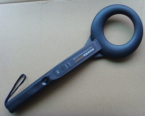 Black Ferrous / Non ferrous metal detector with long battery life
