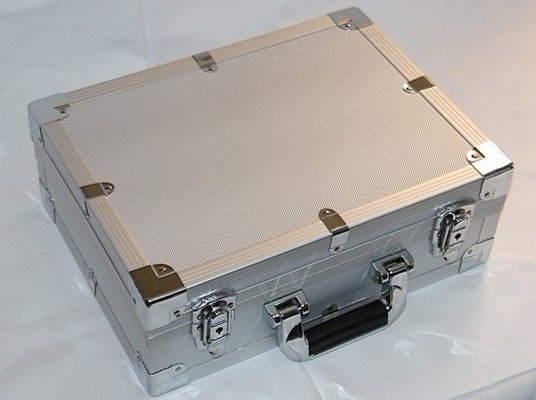 50 m depth Long range detector for gold and diamond with 1000m detecting range