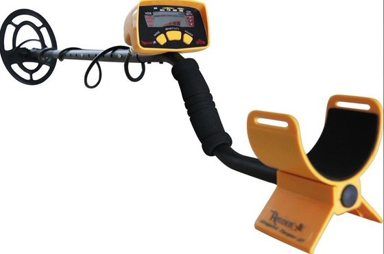 High Sensitivity Target ground gold detector with Three Detect Mode and Large LCD Display