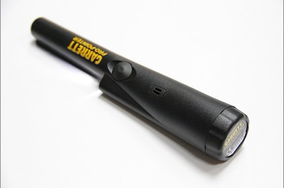 CSI Pro Pointer waterproof metal detector with Free Holster for hobby metal detecting