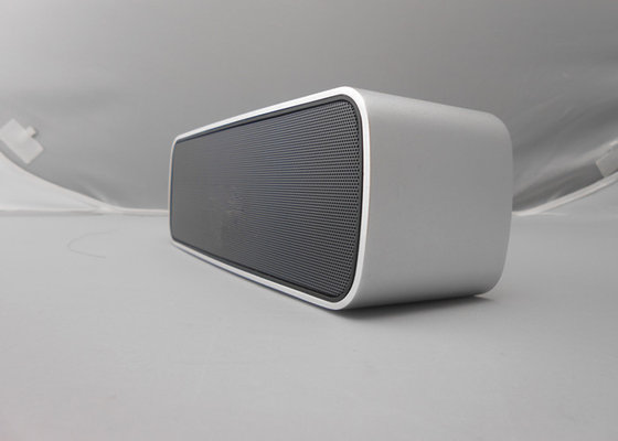 Multifunction wireless bluetooth speaker waterproof with dual speaker and FM radio