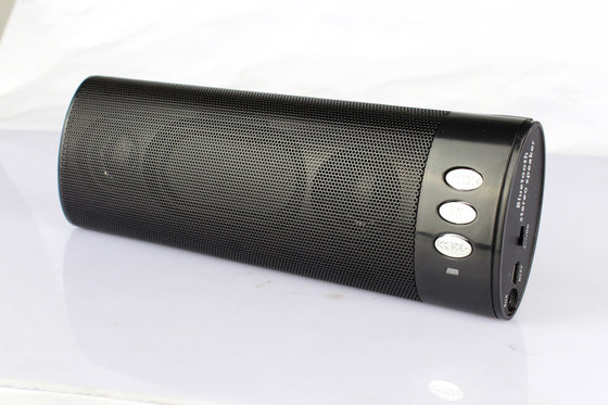Battery Powered Bluetooth Stereo Speakers 80db For Music Play