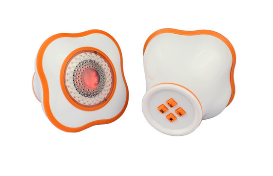 Newest waterproof design Bluetooth Stereo Speakers with Newest waterproof