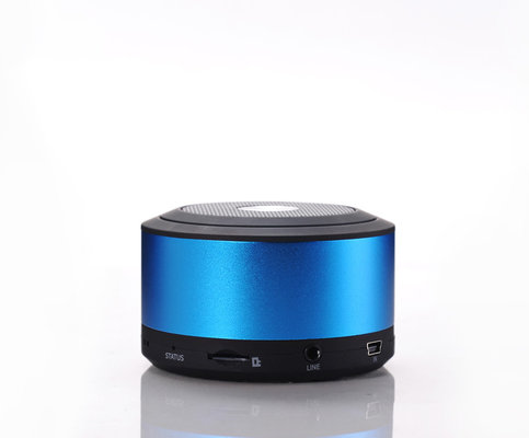 Hands free small bluetooth speakers with siri function / FM Optional