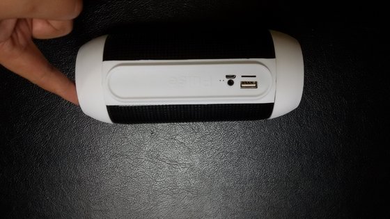White Wireless Rechargeable LED Bluetooth Speaker With Mic 0-4dBm