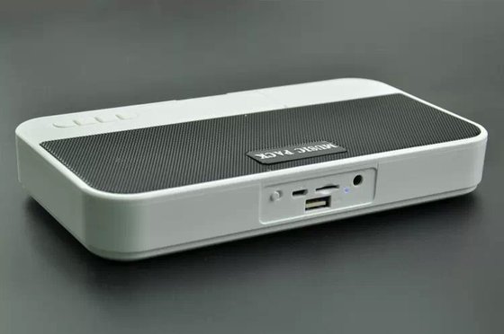 力銀行 5200mah 無線 ブルートゥース 携帯用スピーカーは USB /TF/FM を支えます