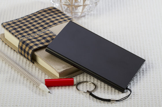 Keychain Ultra Thin Power Bank Universal 4000mah Samsung Galaxy mobile charger