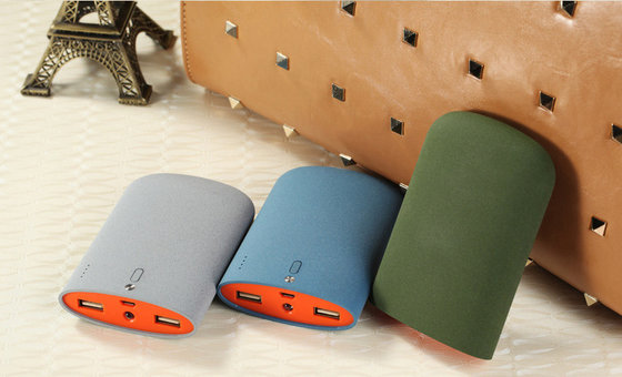 Colorful Portable Dual USB Power Bank universal for iphone , Samsung