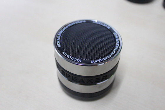 microphone Bass Mini Wireless Bluetooth Speaker TF FM professional