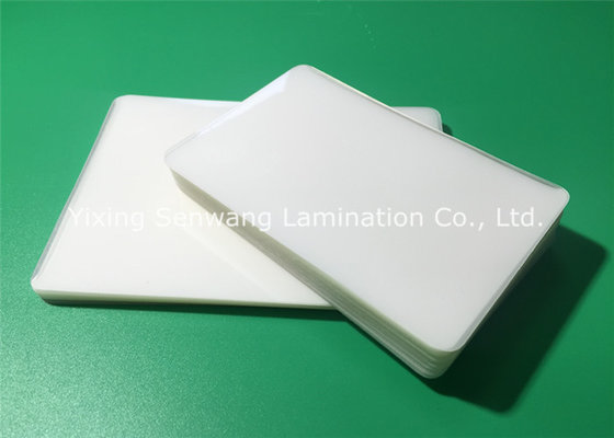 Dirt Resistant 250 Micron Laminating Pouches ID Card Size Heat Laminating Sheets